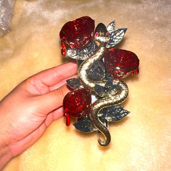 Bath & Body Works | Accents | New Bath Body Works Snake Roses ...